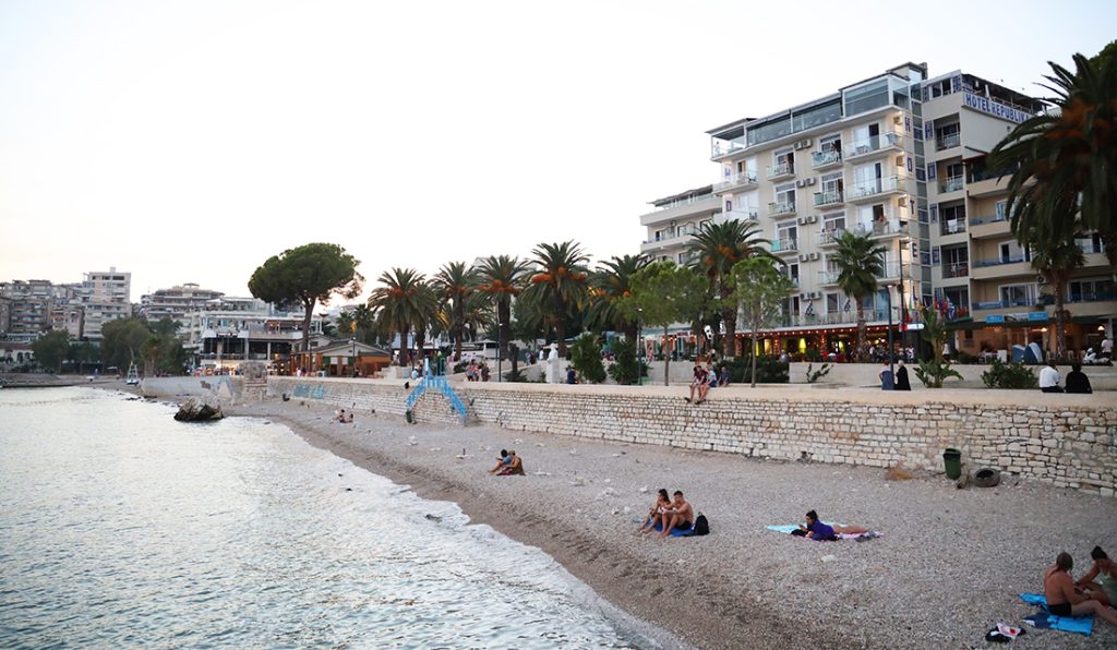 Najlepše plaže u Sarandi - Cene ležaljki, besplatne plaže, saveti
